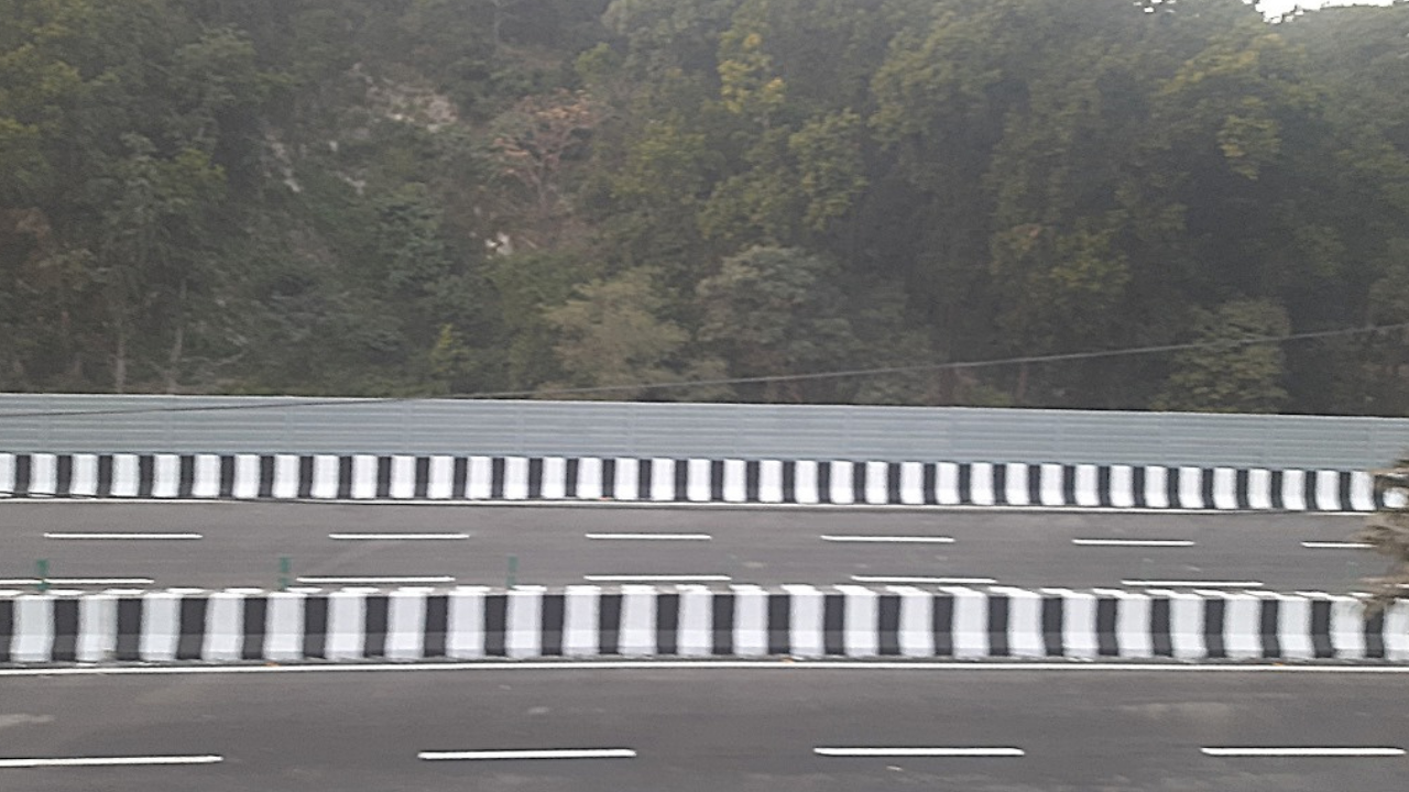 Scenic views, wildlife corridors & more: Delhi-Dehradun expressway now ...