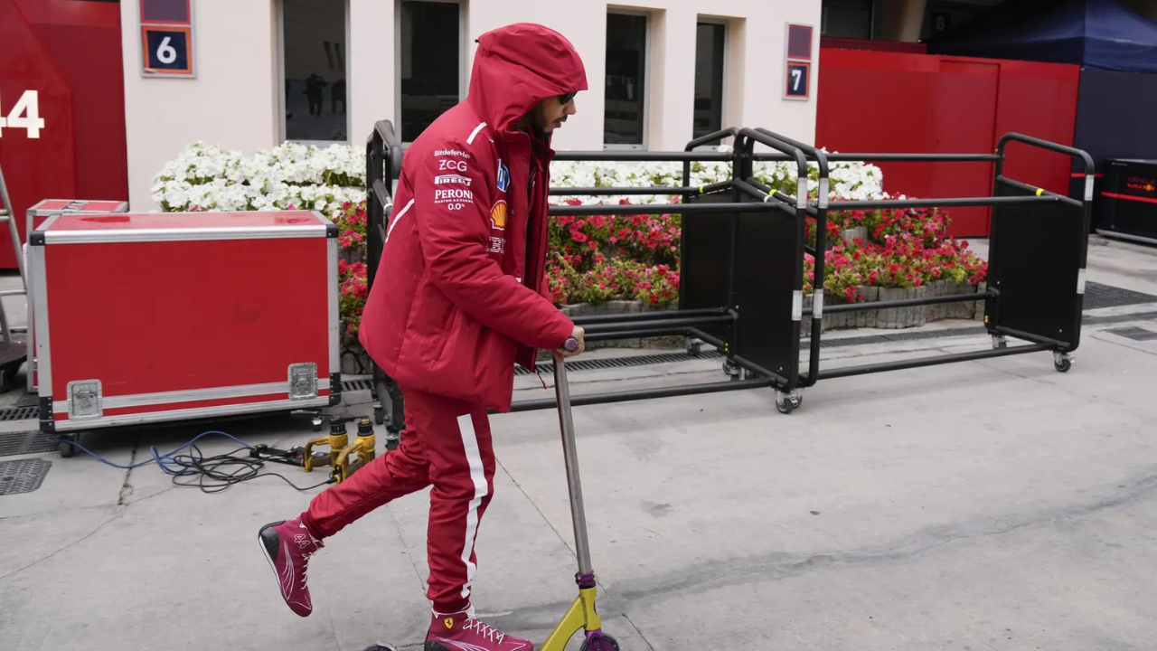 Hamilton goes fastest for Ferrari as Sainz edges ahead in Bahrain F1 ...