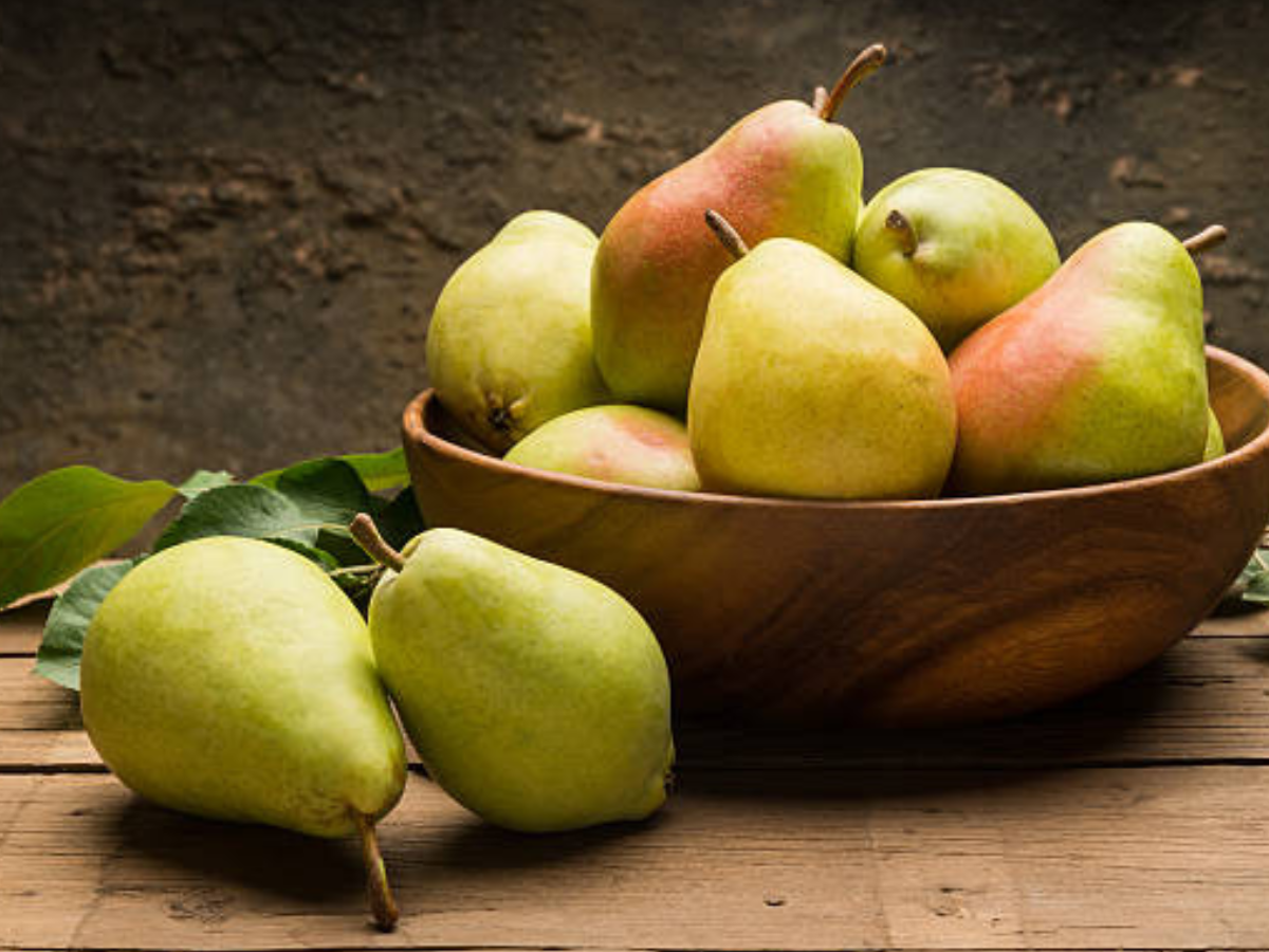 Pears Benefits: 8 reasons to eat pears daily