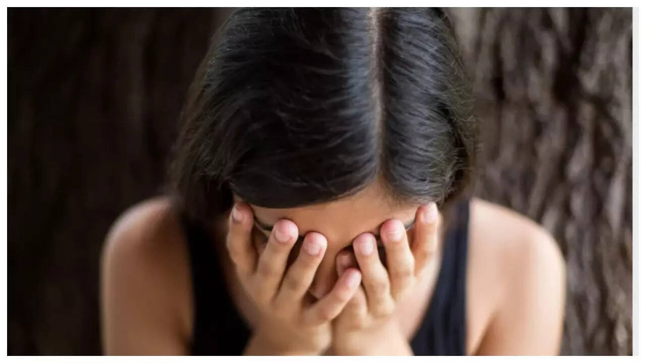 5 reasons why crying is actually good for your health (and longevity)