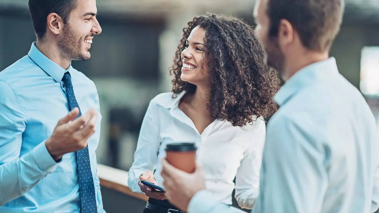 5 simple ways to improve your conversations, as per psychology