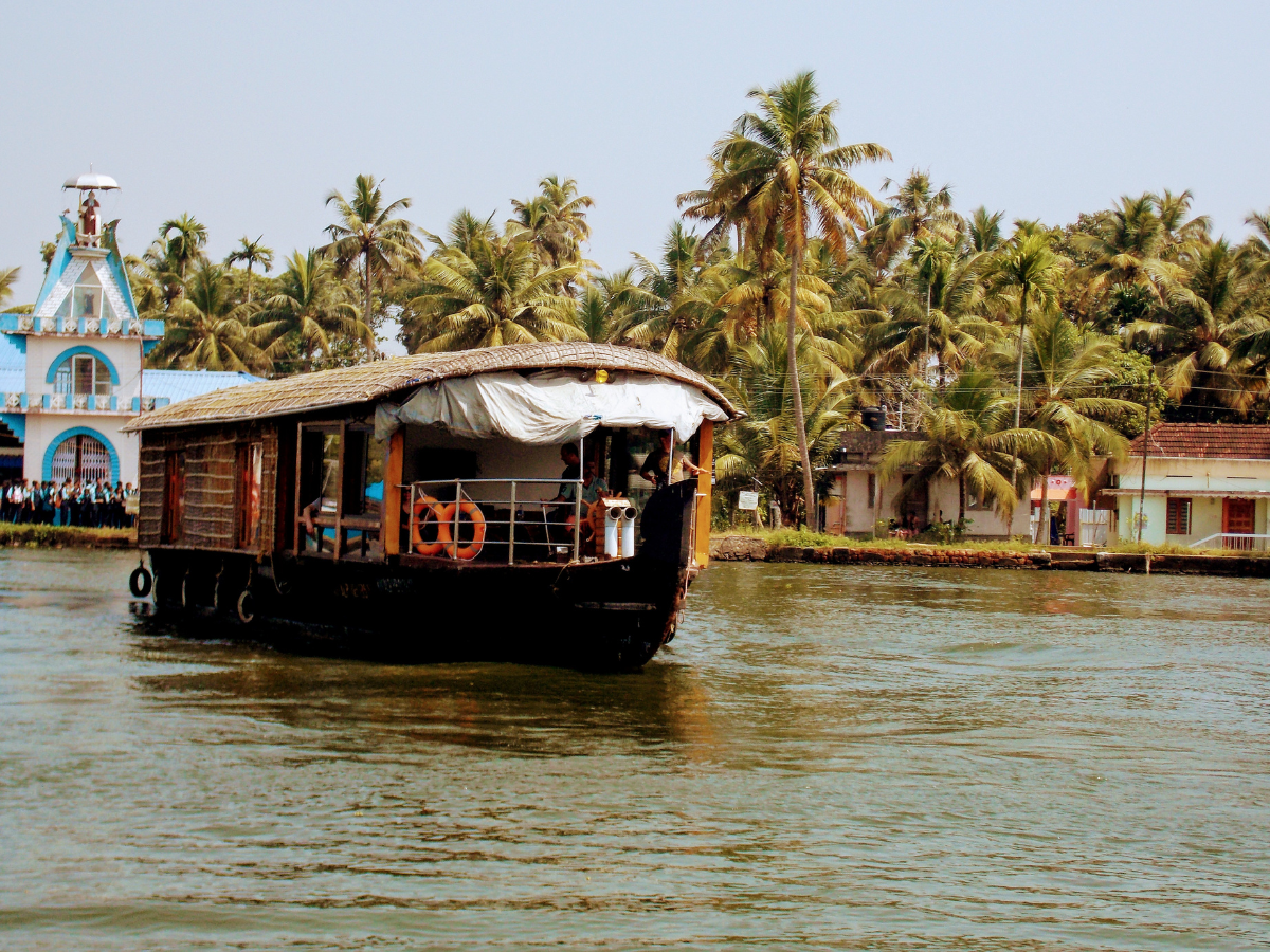 Boat Ride Places India: 7 best places in India for a traditional boat ride