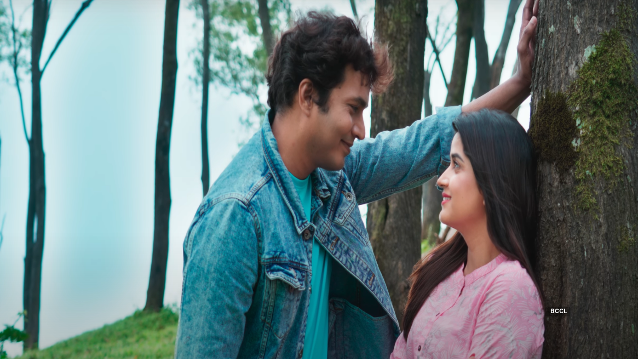 Ashtapadi Movie: Showtimes, Review, Songs, Trailer, Posters, News ...