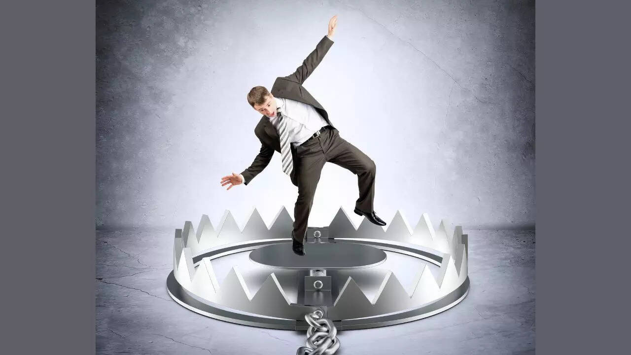 7 brutal life traps you're probably falling into — Here's how to break free