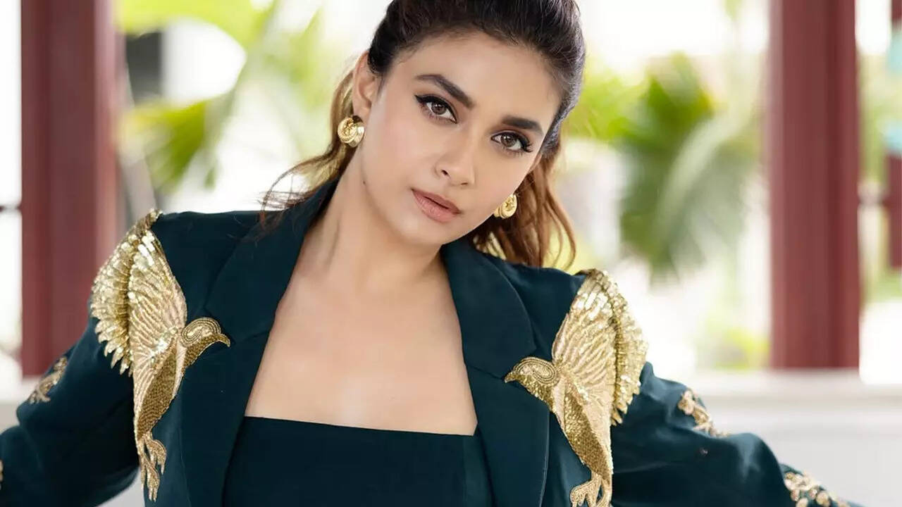 Keerthy Suresh journey from south sensation to Bollywood lead