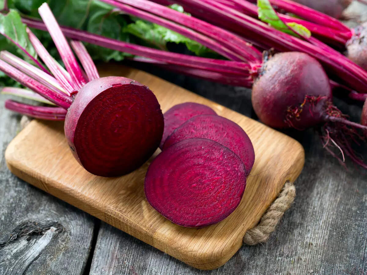 From Paneer Beetroot Paratha to Beetroot Mousse: 7 ways to use ...