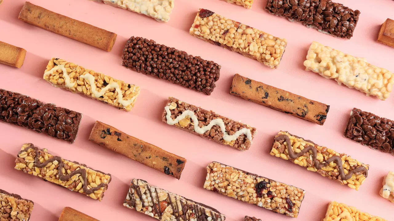 Harvard doctor ranks common foods and guess the score granola bars got!
