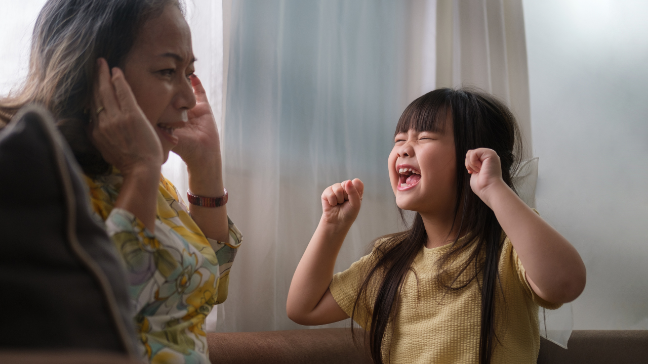 5 things parents often miss in childhood that can lead to negative ...