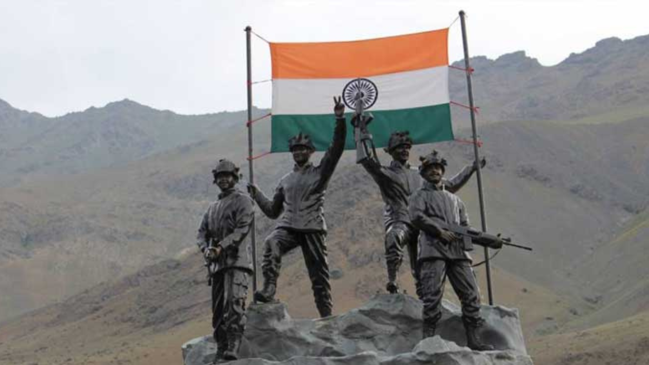 India salutes Kargil War bravehearts; commemorates 26 years of victory ...