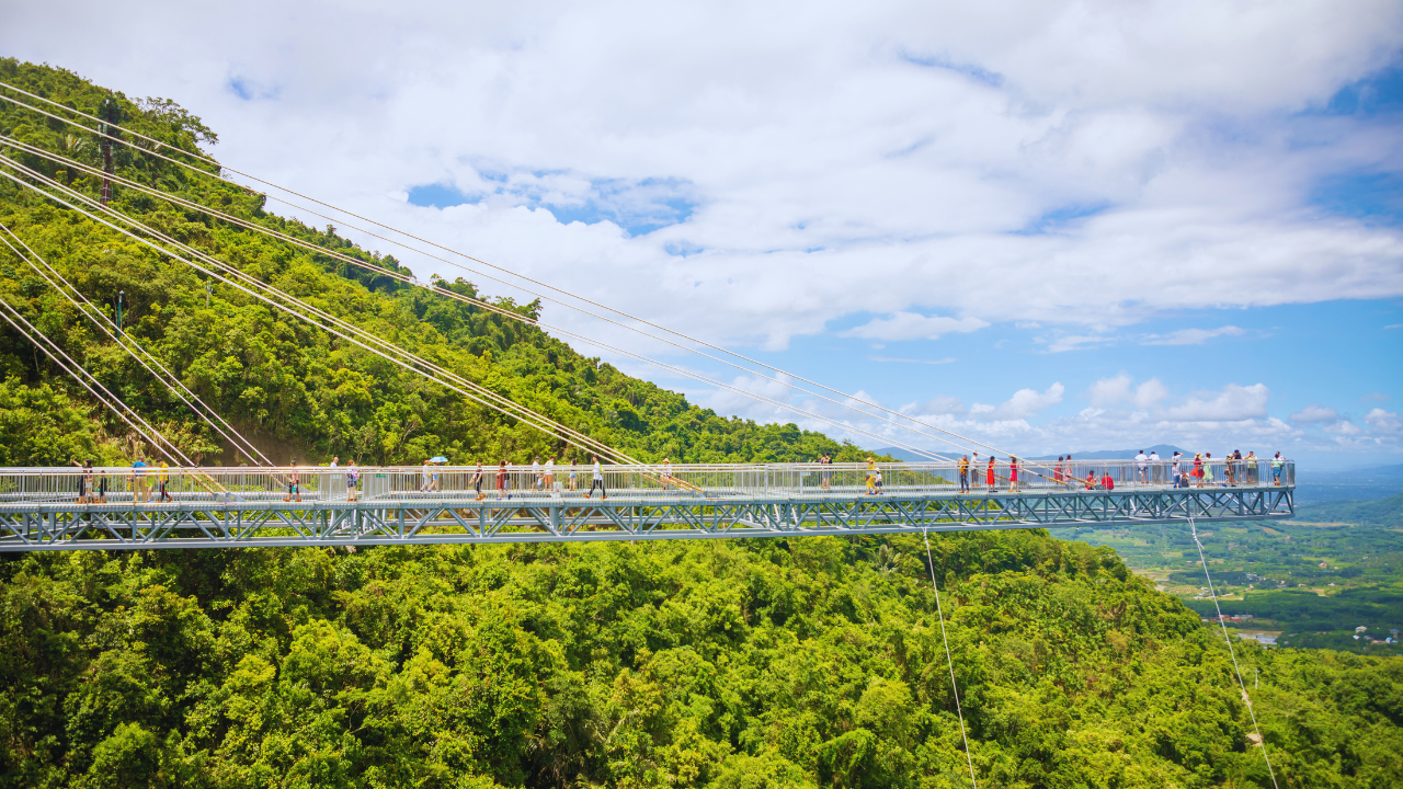 6 stunning glass bridges in India that offer sky-high thrills and ...