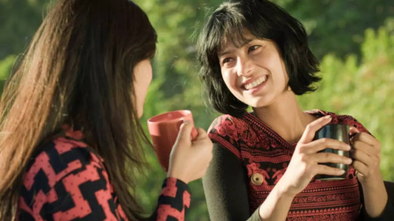 6 invisible habits that make someone instantly likable