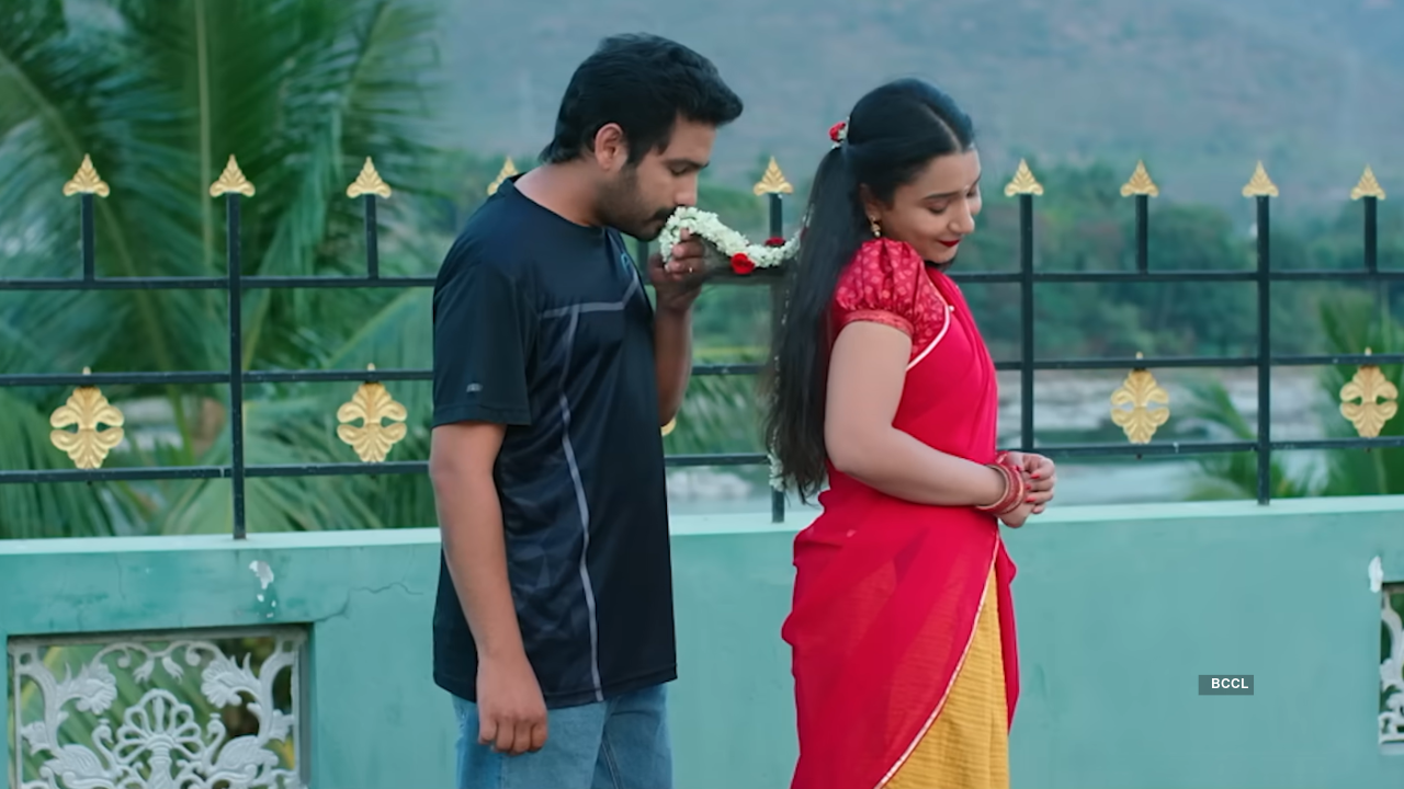 Uruttu Uruttu Movie: Showtimes, Review, Songs, Trailer, Posters, News ...