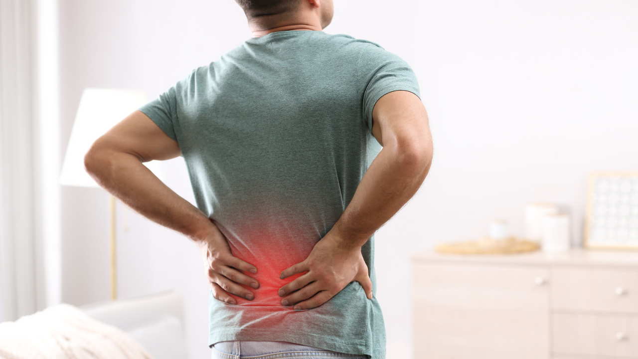 5 types of back pain and the diseases they warn about