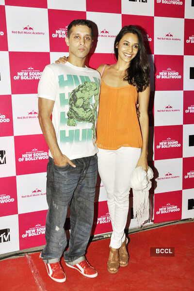Ishq Bector (L) during 'MTV-Red Bull' event at Mehboob Studio in Mumbai.