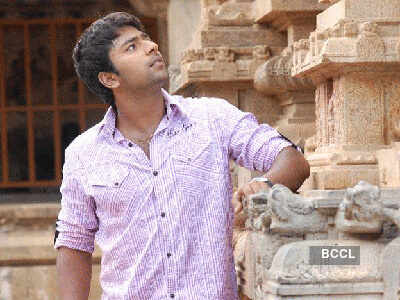 A still from the Tamil movie 'Kanden'.