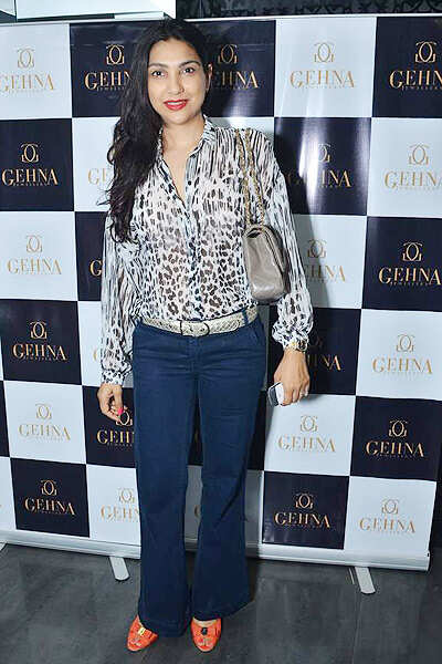 Shunali Shroff at Gehna Jewellers' 26th anniversary bash, held in Mumbai.