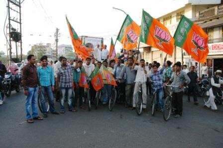 Watch: Nationwide bandh hits normal life across India