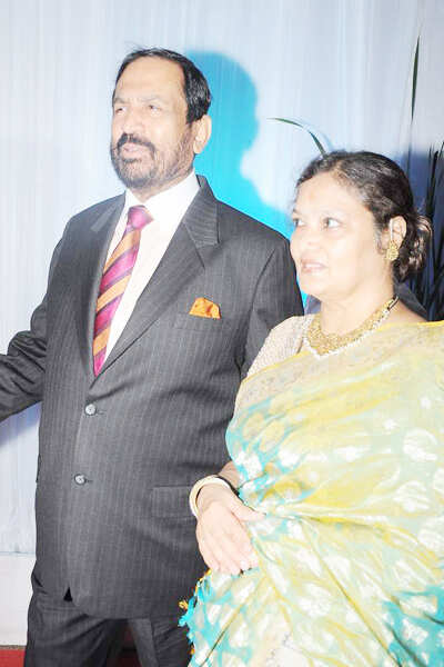 Sumeer Kalmadi Wedding Luxury Redefined!! We Bring You... Shoe