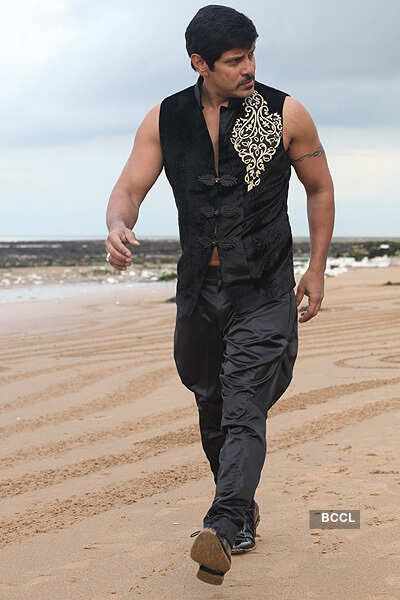 A still from the Tamil movie 'Thandavam'.