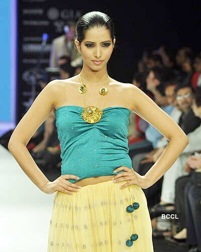Manasvi Mamgai showcases jewellery creations by designer group Gia ...