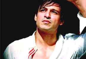 Clash between Vivek's 'KLPD' & 'Jayantabhai Ki Luv Story'