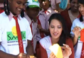 PFMI International Rochelle spends time with kids