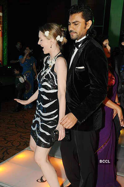 Star cast of 'Uttaran' on the floor during the celebration of 1000th ...