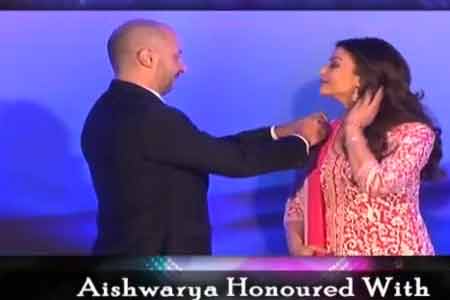 Bachchan parivar at Aishwarya’s honour