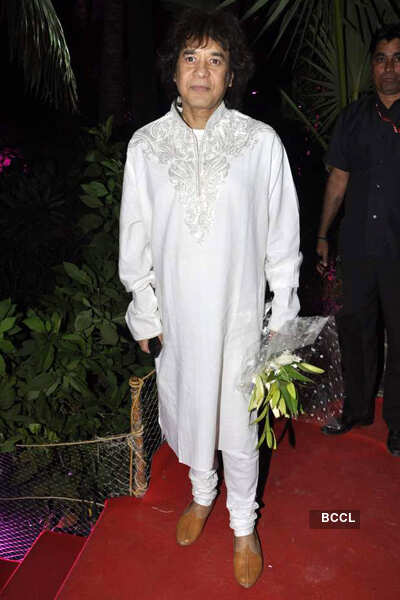 Tabla player Ustad Zakir Hussain during Reewa Rathod's debut concert ...