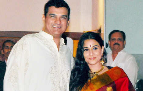 Watch: Inside details of Vidya Balan's reception party!