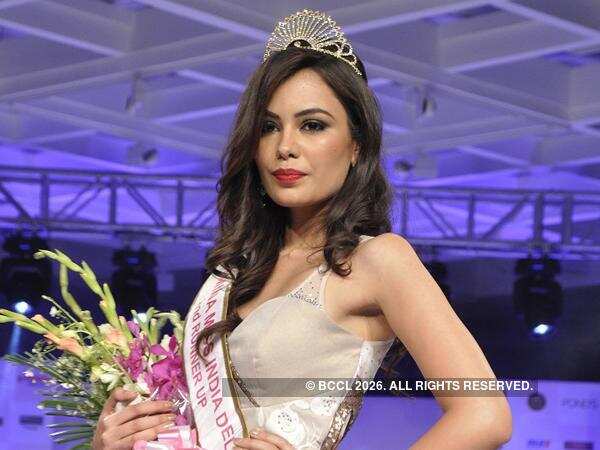 Grand Finale of Pond's Femina Miss India Delhi 2013