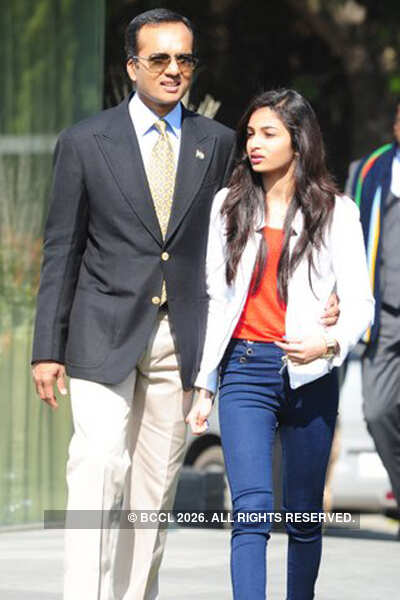Naveen with daughter Yashashvini during the launch of 'Tiranga Bangle ...
