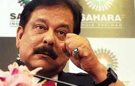 SEBI beings to freeze Sahara's accounts: Sources