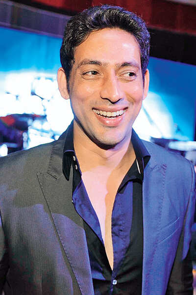 Hrishikesh Pandey during the wedding reception of Shibani Kashyap and ...