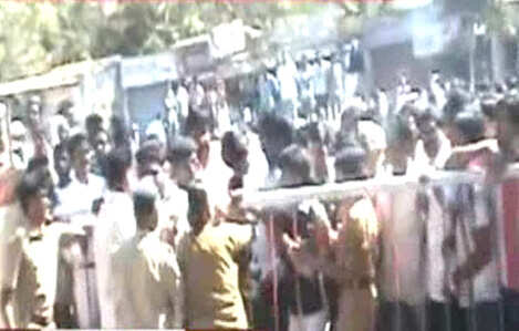 Maharashtra: Uproar over transfer of 'honest' Beed collector