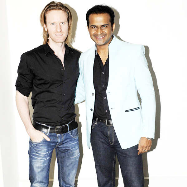 Alex O'Neil spotted with Siddharth Kannan at the 50 year completion ...