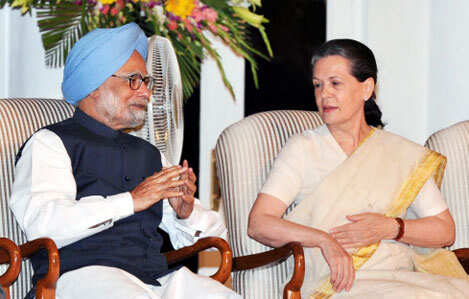 Sonia-PM relationship ideal model for future: Congress