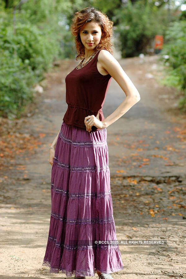 Alesia Raut looks beautiful during the photoshoot.