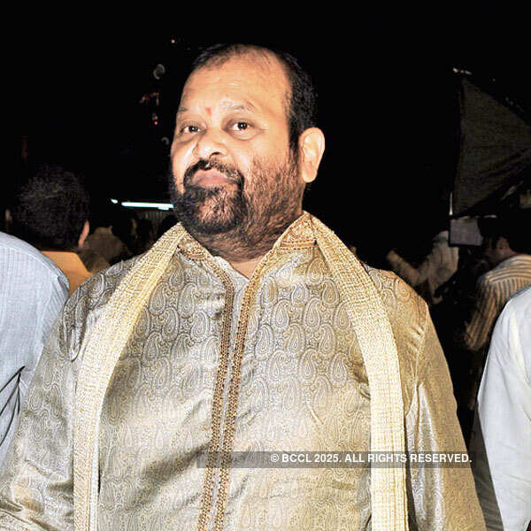 Mukesh Goud clicked on his arrival for Sai Kiran Yadav and Mahitha's ... Mukesh Goud clicked on his arrival for Sai Kiran Yadav and Mahitha's ...