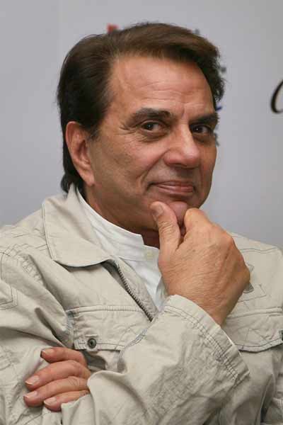 Promotion: Apne Movie Photos | Promotion: Apne Movie Stills | Promotion ...