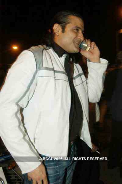 Arman Kohli at Ravi Kishen's birthday party - Photogallery