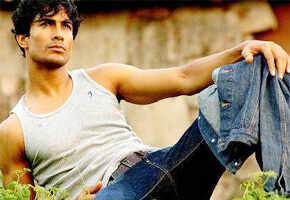 Bangladeshi model Asif Azim to enter 'Bigg Boss 7'