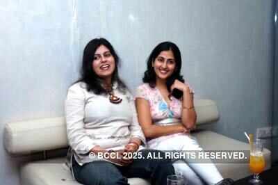 Dimpil and Fatimas of Indian Institute of Planning and Management at ...