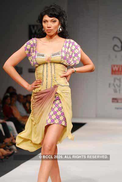 Model Shruti Agarwal looks pretty in a creation from designer Gauri ...