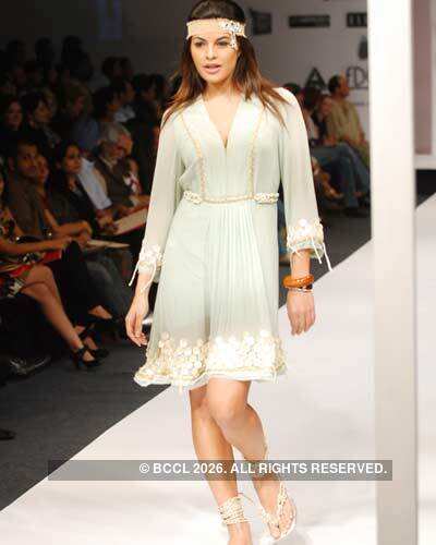 A model looks chic flaunting an outfit from designer Surily Goel's ...