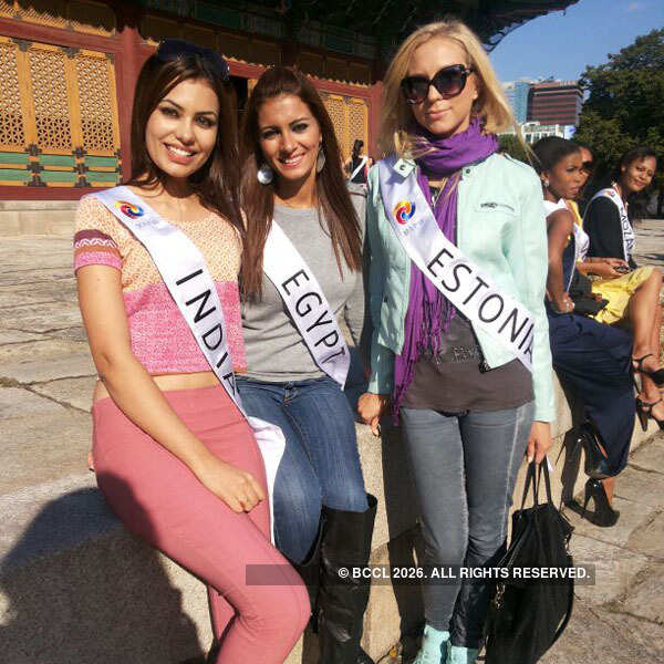 Srishti Rana's candid moments at Miss Asia Pacific World 2013