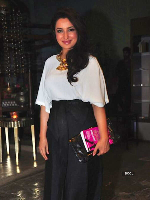 Simone Singh and Fahad Samar, at Fahad Samar's Scandal Point book ...