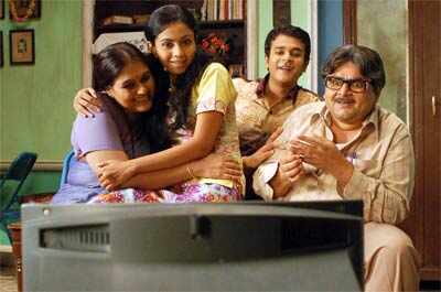 Remote Control Photogallery - ETimes