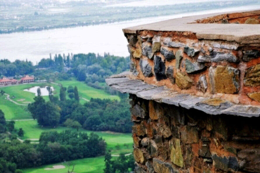 Pari Mahal - Srinagar: Get the Detail of Pari Mahal on Times of India ...