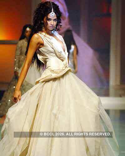 Ensemble celebrates two decades of Indian style! India's pioneer high ...